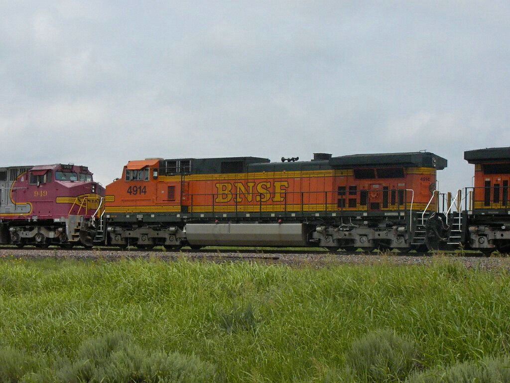 BNSF 4914